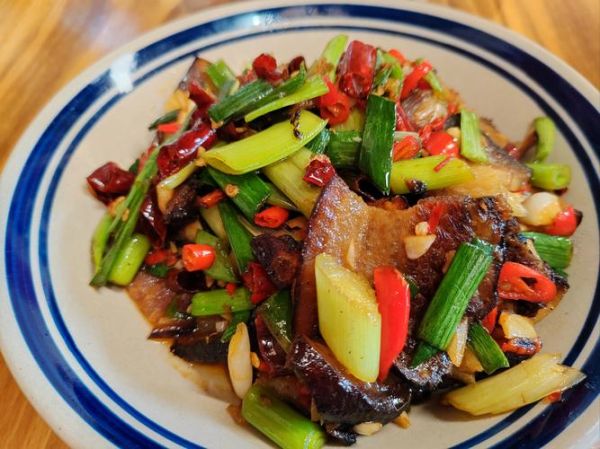 湖南菜家常菜有哪些_湖南人最常做的下饭菜-第2张图片-山城妙识