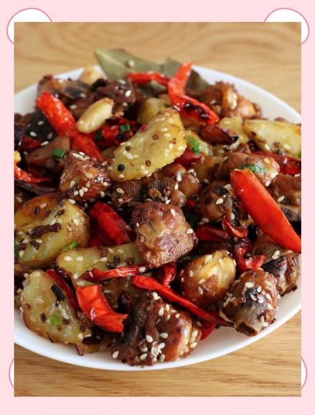 土豆辣子鸡怎么做_家常土豆辣子鸡的做法大全-第1张图片-山城妙识 土豆辣子鸡怎么做_家常土豆辣子鸡的做法大全-第1张图片-山城妙识