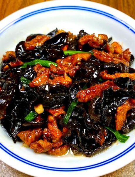 木耳肉片汤怎么做好吃_木耳肉片汤的家常做法-第1张图片-山城妙识 木耳肉片汤怎么做好吃_木耳肉片汤的家常做法-第1张图片-山城妙识