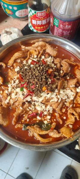 水煮肉片怎么做才嫩_水煮肉片家常做法-第2张图片-山城妙识 水煮肉片怎么做才嫩_水煮肉片家常做法-第2张图片-山城妙识