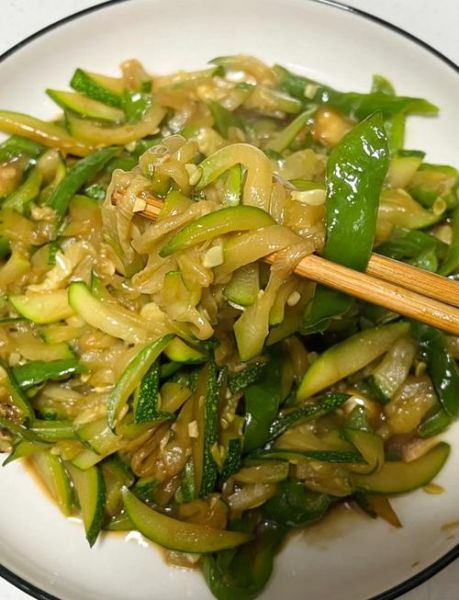 嫩南瓜怎么炒好吃_嫩南瓜的家常做法大全-第3张图片-山城妙识 嫩南瓜怎么炒好吃_嫩南瓜的家常做法大全-第3张图片-山城妙识