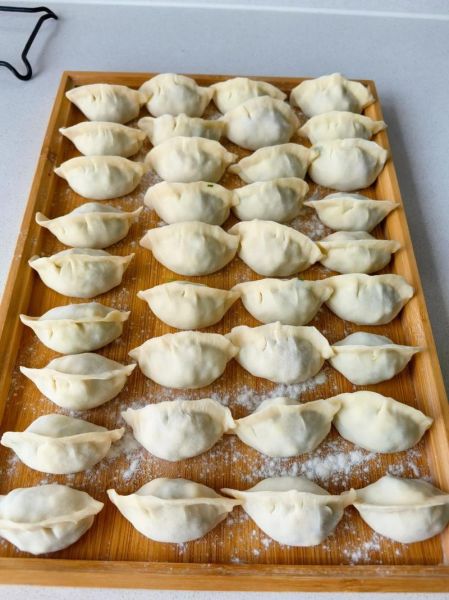 韭菜虾仁饺子怎么做_韭菜虾仁饺子馅怎么调-第1张图片-山城妙识