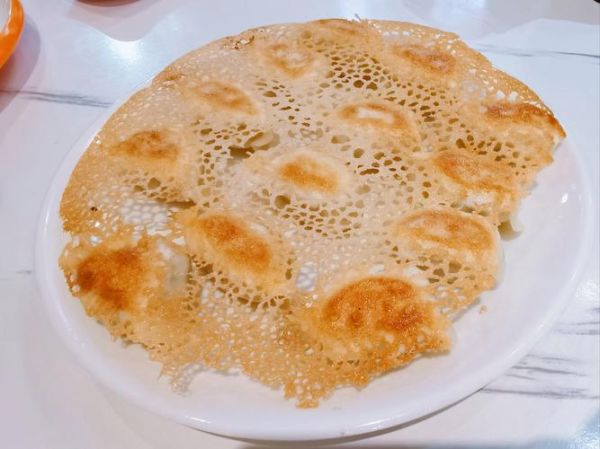 水煎饺的做法_怎么煎出脆皮冰花-第1张图片-山城妙识 水煎饺的做法_怎么煎出脆皮冰花-第1张图片-山城妙识