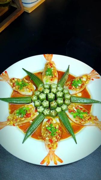 蒜蓉粉丝蒸秋葵怎么做_蒸秋葵需要焯水吗-第1张图片-山城妙识