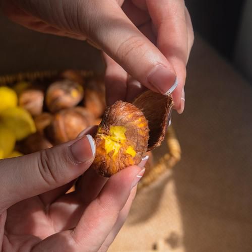 带壳生板栗怎么煮_煮多久才开口-第1张图片-山城妙识 带壳生板栗怎么煮_煮多久才开口-第1张图片-山城妙识