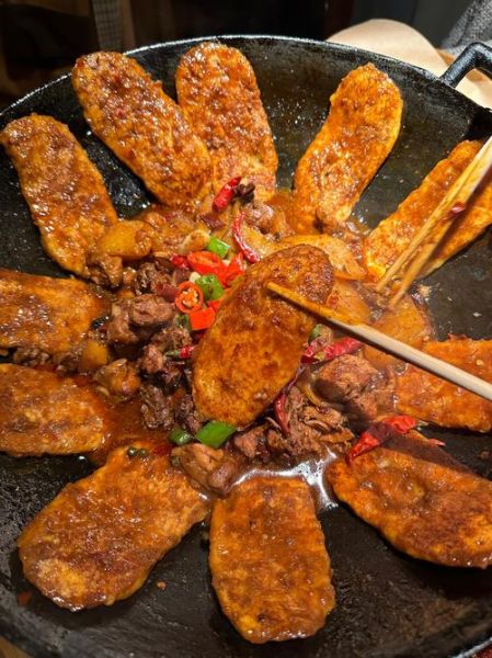 蕨菜饼怎么做_幻塔蕨菜饼食谱-第2张图片-山城妙识