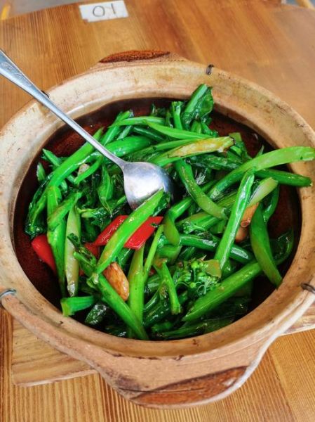 中国十大名烧鸡哪个好吃_正宗做法区别在哪-第2张图片-山城妙识