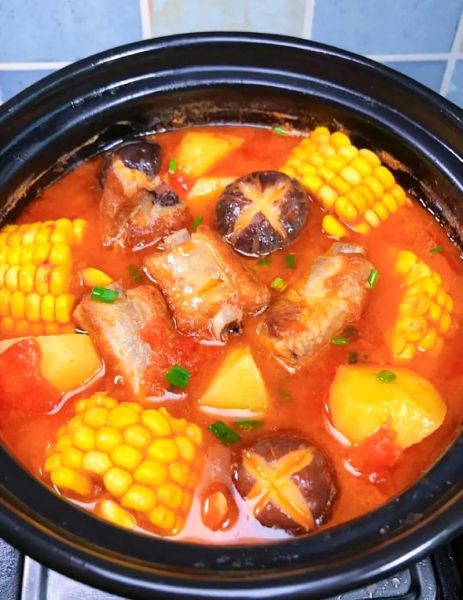 番茄炖排骨的家常做法_番茄炖排骨怎么做好吃又烂-第1张图片-山城妙识