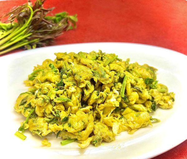 香椿芽炒鸡蛋怎么做_香椿芽炒鸡蛋需要焯水吗-第1张图片-山城妙识