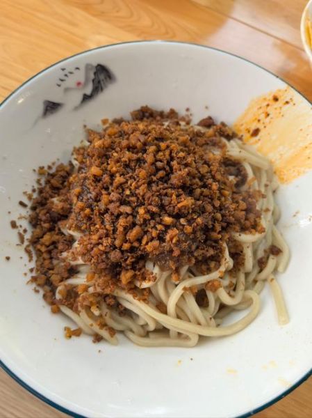 素椒杂酱面怎么做_素椒杂酱面热量高吗-第3张图片-山城妙识