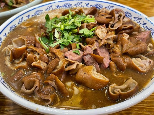 卤煮火烧哪家正宗_卤煮火烧怎么做才地道-第1张图片-山城妙识