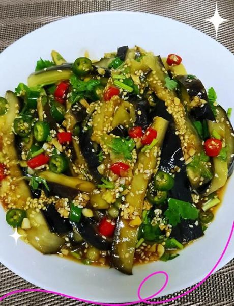 凉拌茄子丝怎么做_凉拌茄子丝要不要焯水-第1张图片-山城妙识