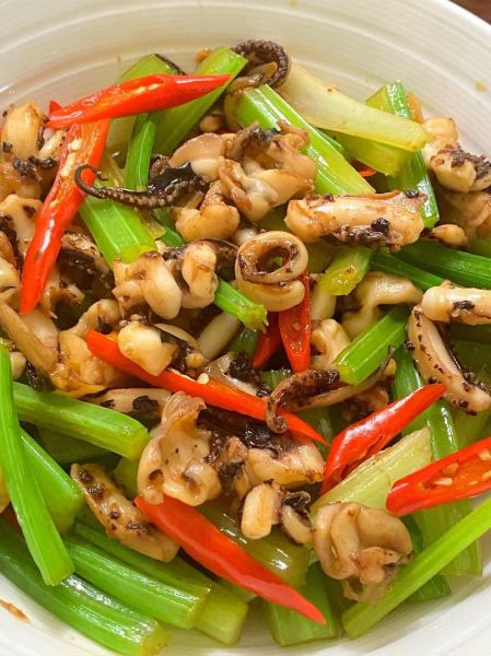 鱿鱼怎么炒好吃_家常做法-第2张图片-山城妙识