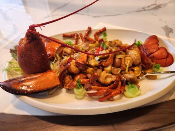 澳洲大龙虾怎么做好吃_家常做法大全-第2张图片-山城妙识 澳洲大龙虾怎么做好吃_家常做法大全-第2张图片-山城妙识