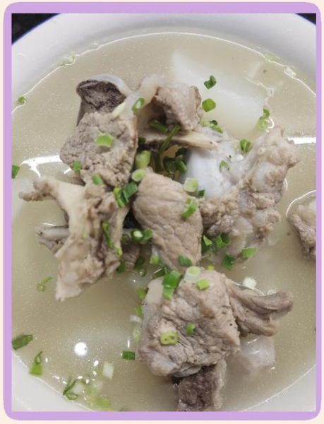 龙骨汤怎么炖好喝_龙骨汤简单做法-第3张图片-山城妙识