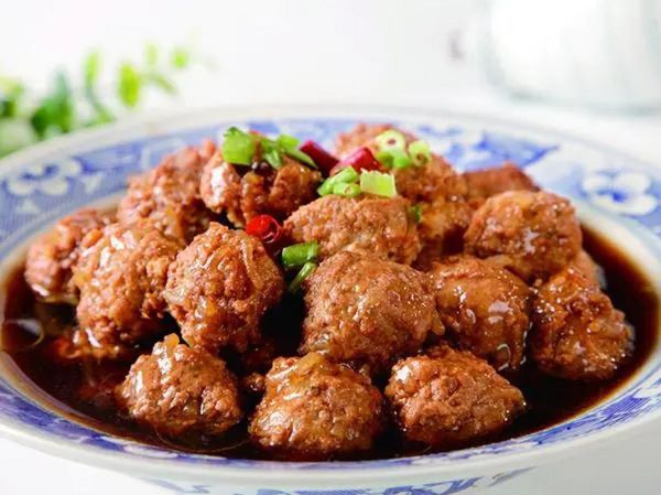 蒸丸子扣碗怎么做_蒸丸子扣碗的家常做法-第3张图片-山城妙识