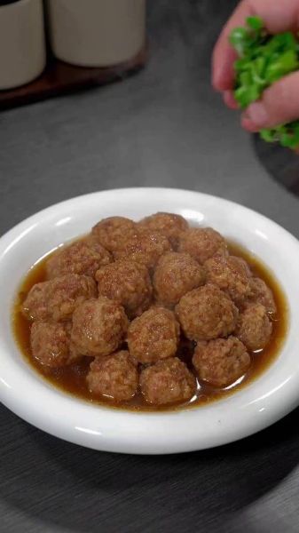 蒸丸子扣碗怎么做_蒸丸子扣碗的家常做法-第1张图片-山城妙识