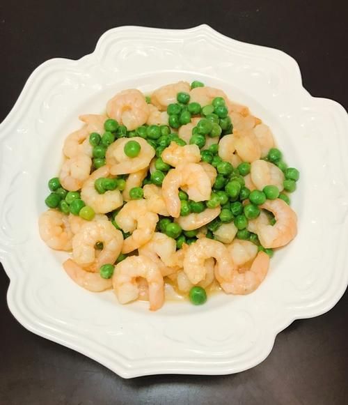 青豆虾仁怎么炒才嫩_青豆虾仁的家常做法窍门-第1张图片-山城妙识
