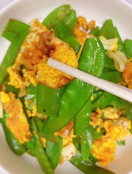 荷兰豆炒鸡蛋怎么做_荷兰豆炒鸡蛋的营养价值-第1张图片-山城妙识