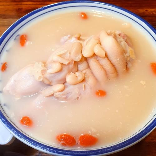 猪脚可以和什么一起炖_猪脚炖什么好吃-第1张图片-山城妙识 猪脚可以和什么一起炖_猪脚炖什么好吃-第1张图片-山城妙识