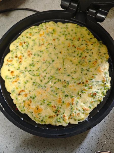 槐花鸡蛋饼怎么做_槐花鸡蛋饼的家常做法-第1张图片-山城妙识 槐花鸡蛋饼怎么做_槐花鸡蛋饼的家常做法-第1张图片-山城妙识