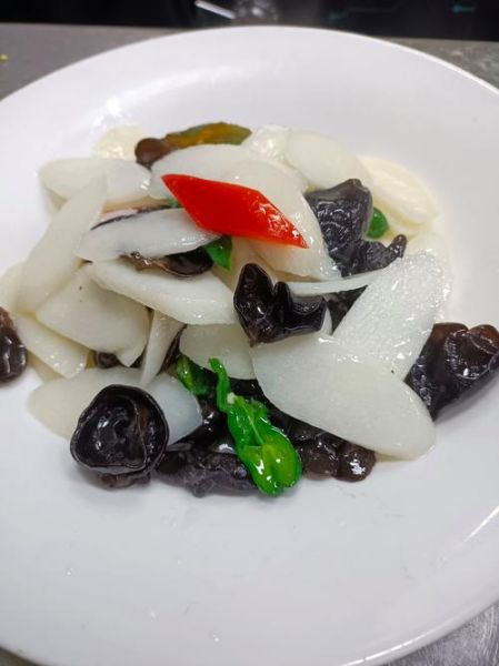 木耳炒山药怎么炒好吃_木耳炒山药需要焯水吗-第1张图片-山城妙识