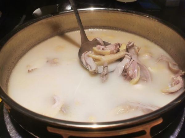 正宗四川猪肚鸡的做法_猪肚鸡怎么做好吃-第3张图片-山城妙识