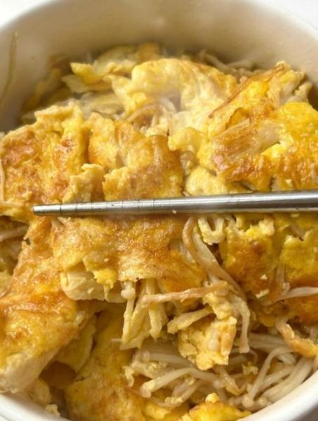 金针菇炒鸡蛋相克吗_金针菇炒鸡蛋会中毒吗-第2张图片-山城妙识 金针菇炒鸡蛋相克吗_金针菇炒鸡蛋会中毒吗-第2张图片-山城妙识