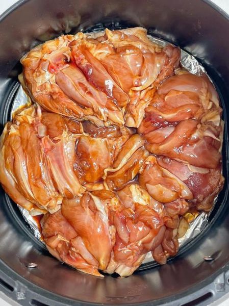 怎么煮鸡腿又嫩又好吃_鸡腿去腥嫩肉技巧-第2张图片-山城妙识