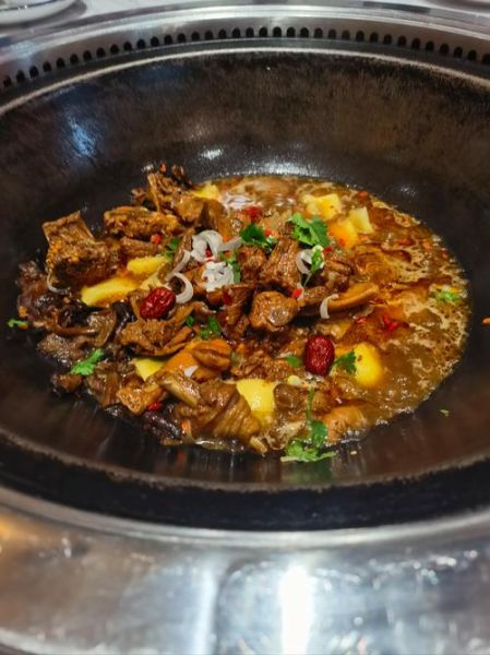 家常鸡肉炖排骨怎么做_鸡肉炖排骨的家常做法-第1张图片-山城妙识 家常鸡肉炖排骨怎么做_鸡肉炖排骨的家常做法-第1张图片-山城妙识