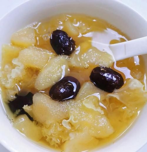 每天喝的美容汤有哪些_适合长期喝的养颜汤-第1张图片-山城妙识