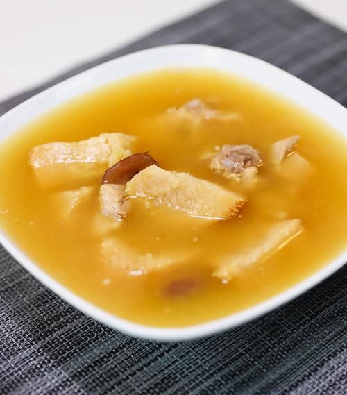 排骨猴头菇怎么做好吃_排骨猴头菇的家常做法-第1张图片-山城妙识