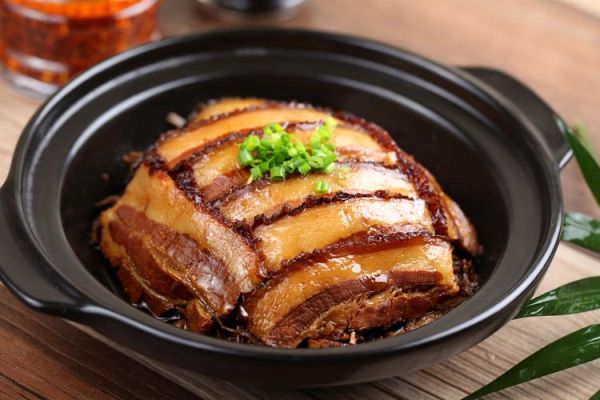 梅菜扣肉怎么做_王刚厨师长详细做法-第2张图片-山城妙识