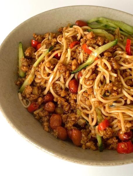 家常拌面怎么做最好吃_拌面酱汁怎么调-第3张图片-山城妙识 家常拌面怎么做最好吃_拌面酱汁怎么调-第3张图片-山城妙识