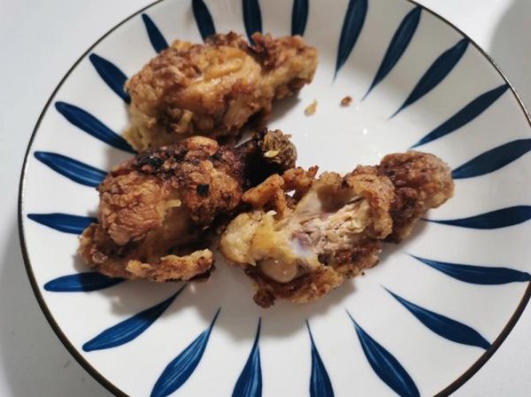 炸鸡腿怎么腌制才入味_炸鸡腿腌制配料有哪些-第2张图片-山城妙识 炸鸡腿怎么腌制才入味_炸鸡腿腌制配料有哪些-第2张图片-山城妙识