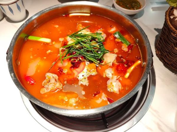 酸菜火锅图片大全_酸菜火锅怎么做-第1张图片-山城妙识 酸菜火锅图片大全_酸菜火锅怎么做-第1张图片-山城妙识