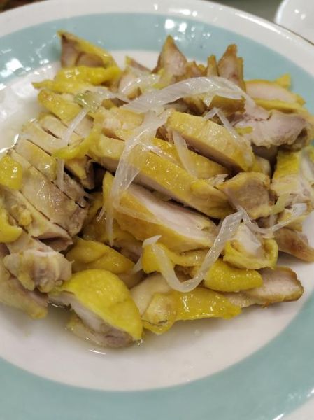 白斩鸡怎么做才嫩_白斩鸡煮几分钟-第3张图片-山城妙识