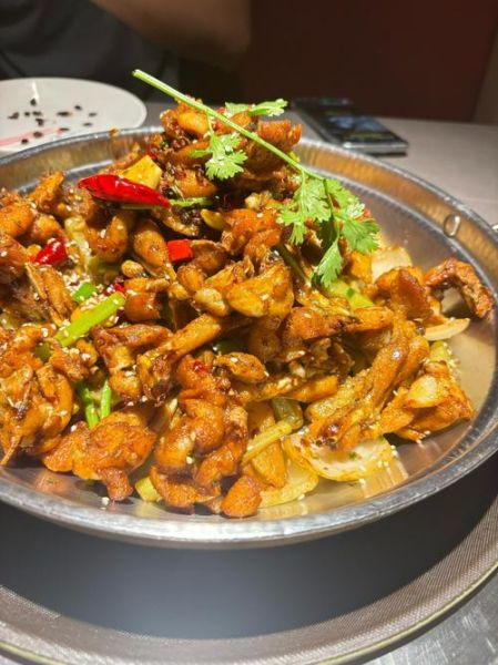 干锅牛蛙怎么做好吃_干锅牛蛙的做法窍门-第1张图片-山城妙识