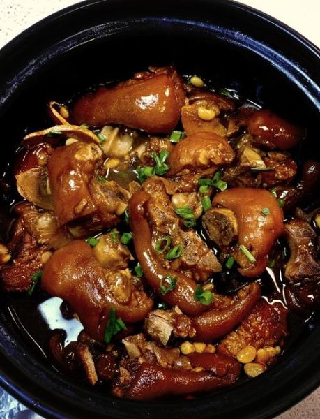 炖猪蹄怎么炖好吃_猪蹄炖多久才软糯-第1张图片-山城妙识 炖猪蹄怎么炖好吃_猪蹄炖多久才软糯-第1张图片-山城妙识