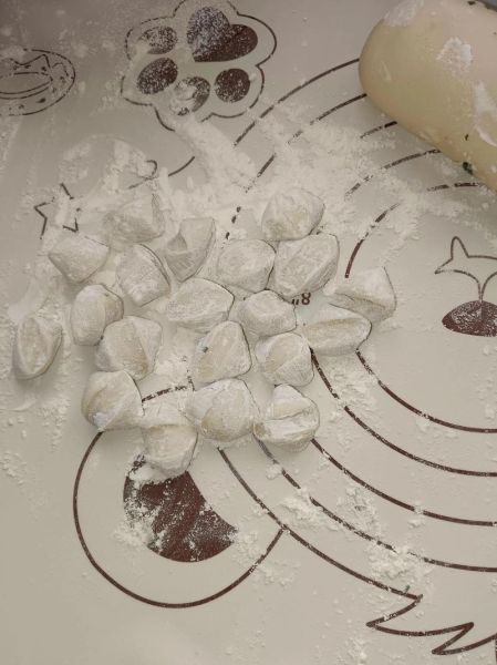 虾仁饺子怎么包_虾仁饺子馅怎么调-第2张图片-山城妙识 虾仁饺子怎么包_虾仁饺子馅怎么调-第2张图片-山城妙识