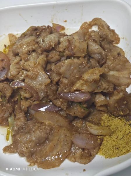 孜然五花肉片怎么做_孜然五花肉片用不用焯水-第3张图片-山城妙识