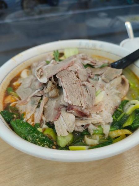 烩羊肉的正宗做法_烩羊肉怎么做才好吃-第2张图片-山城妙识