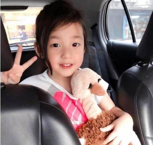 小泡芙长大后的样子_她现在长什么样-第1张图片-山城妙识