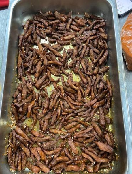 油炸自制猪肉干怎么做_为什么先炸后烘-第1张图片-山城妙识 油炸自制猪肉干怎么做_为什么先炸后烘-第1张图片-山城妙识