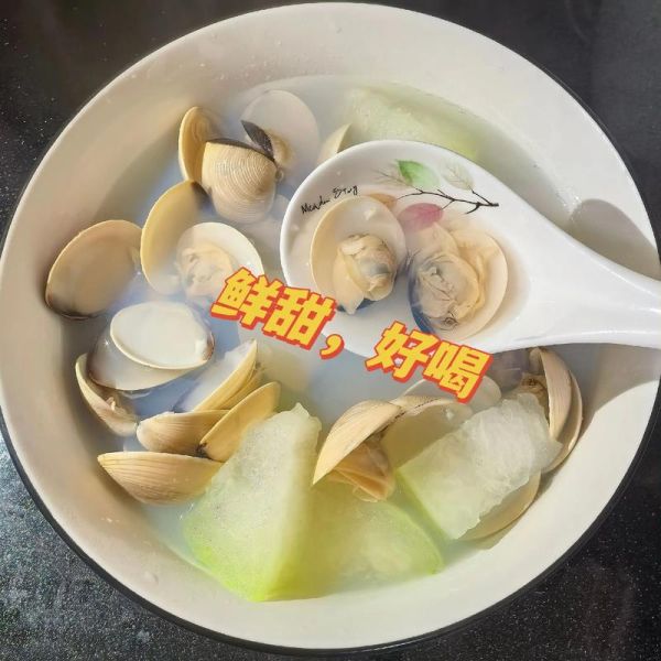 冬瓜汤怎么煲才白_冬瓜汤要不要焯水-第1张图片-山城妙识