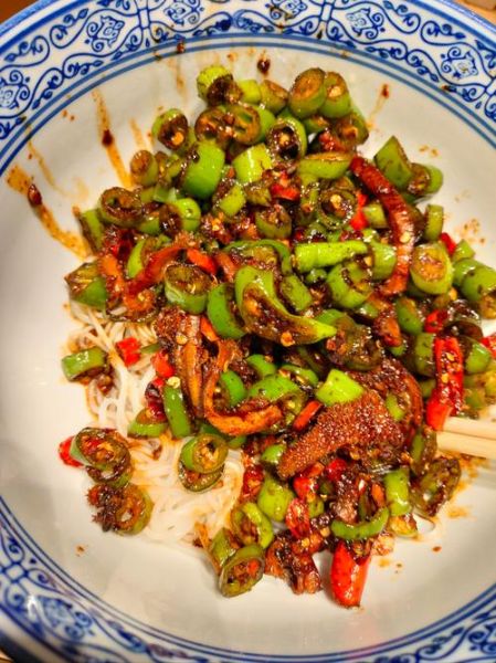 辣椒粉怎么炒又香又辣_辣椒面炒香的正确方法-第1张图片-山城妙识 辣椒粉怎么炒又香又辣_辣椒面炒香的正确方法-第1张图片-山城妙识