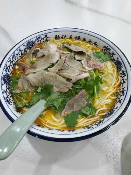 羊肉面怎么做好吃_家常羊肉面的做法大全-第1张图片-山城妙识 羊肉面怎么做好吃_家常羊肉面的做法大全-第1张图片-山城妙识