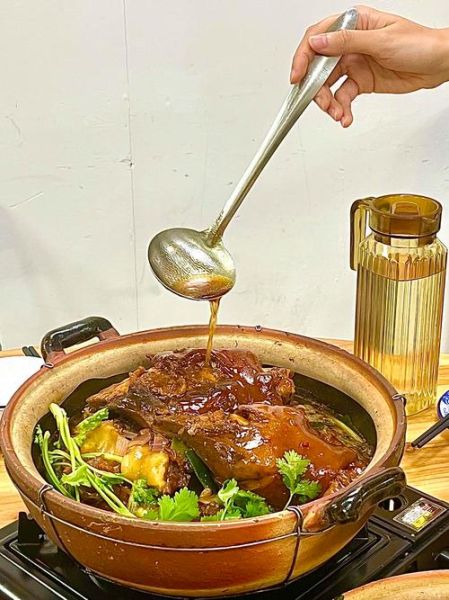 牛蹄怎么做好吃_牛蹄筋高压锅压多久-第1张图片-山城妙识