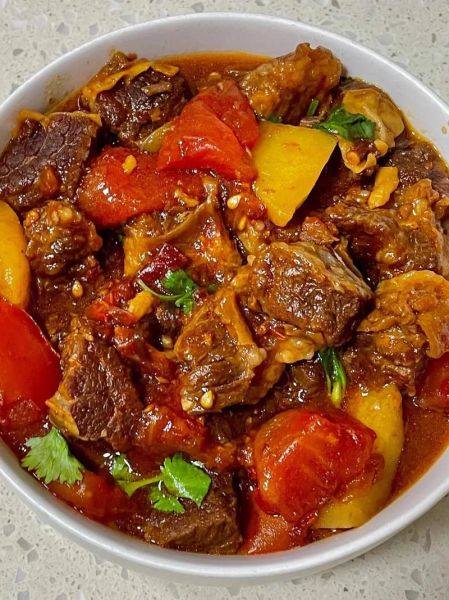 西红柿牛肉怎么炖才好吃_西红柿牛肉的营养价值-第2张图片-山城妙识 西红柿牛肉怎么炖才好吃_西红柿牛肉的营养价值-第2张图片-山城妙识