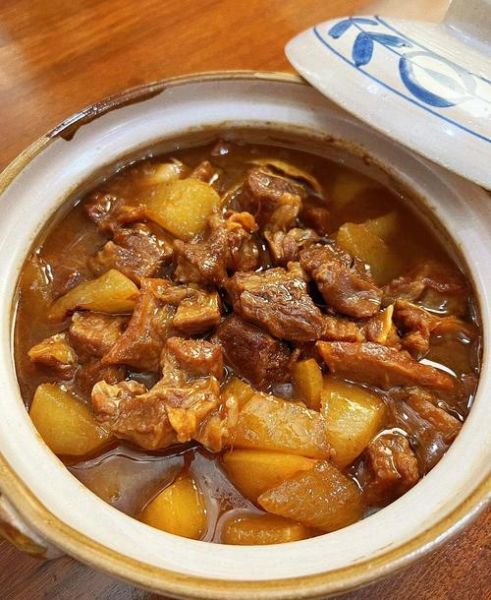 广式焖牛腩怎么做_牛腩怎么炖才软烂入味-第3张图片-山城妙识
